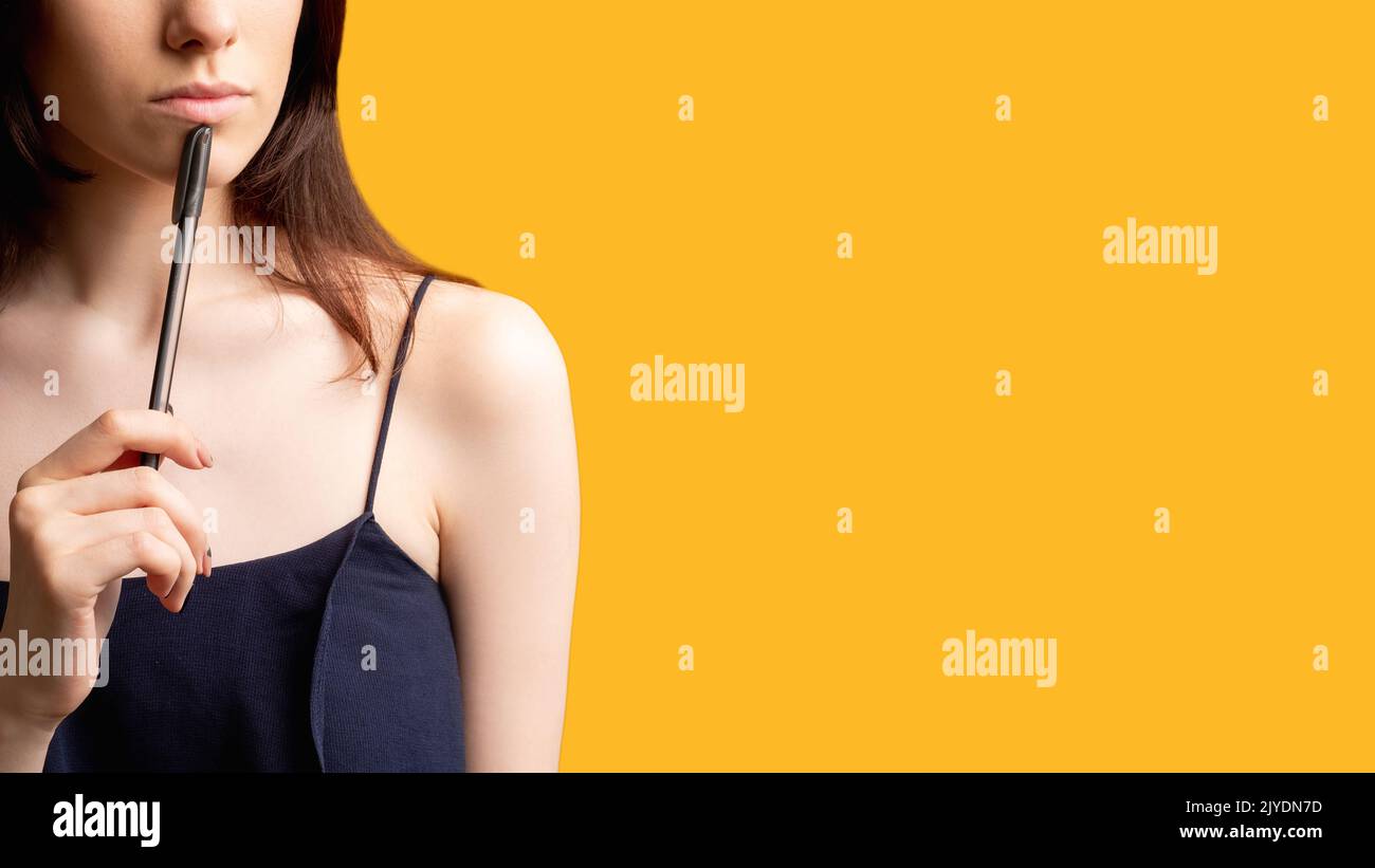 Guess idea hi-res stock photography and images - Alamy