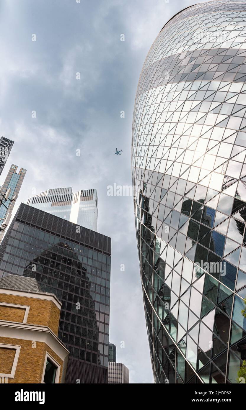 Londons gherkin building hi-res stock photography and images - Alamy