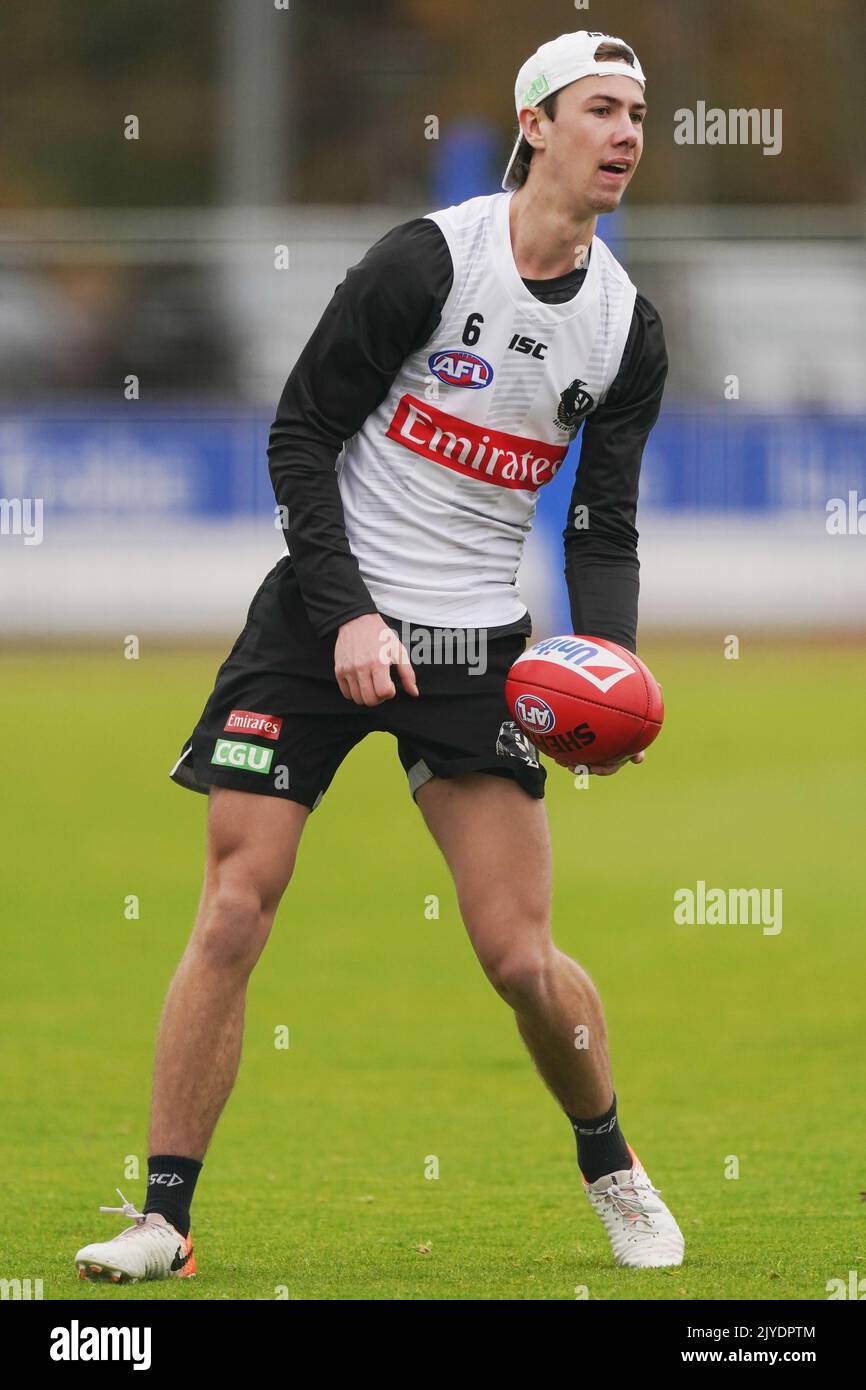 Tyler Brown looks upfield during a Collingwood Magpies AFL training ...