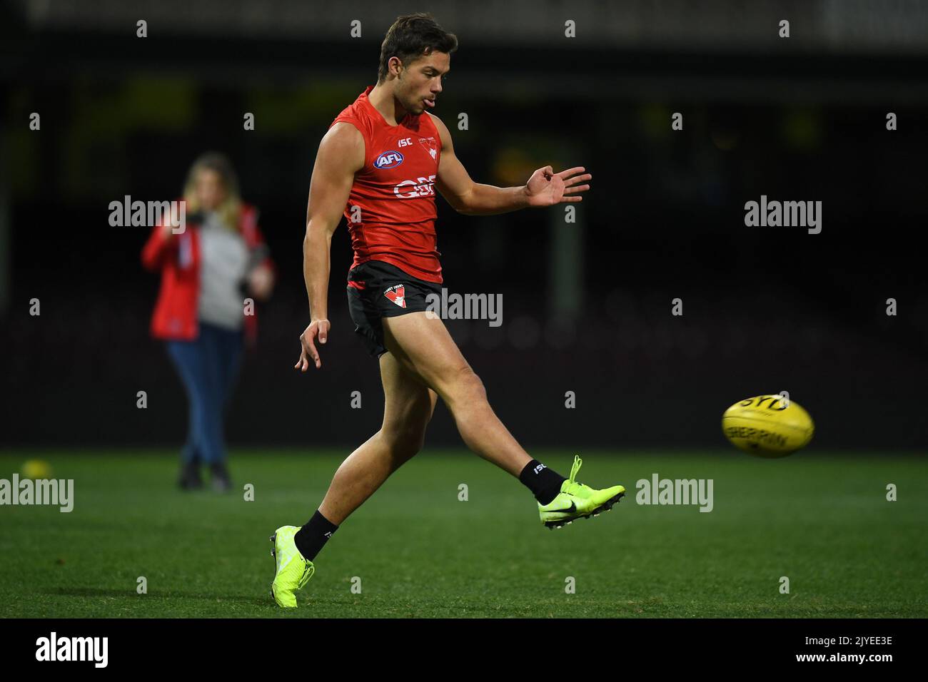 Oliver Florent during a Sydney Swans AFL training session at the SCG in ...