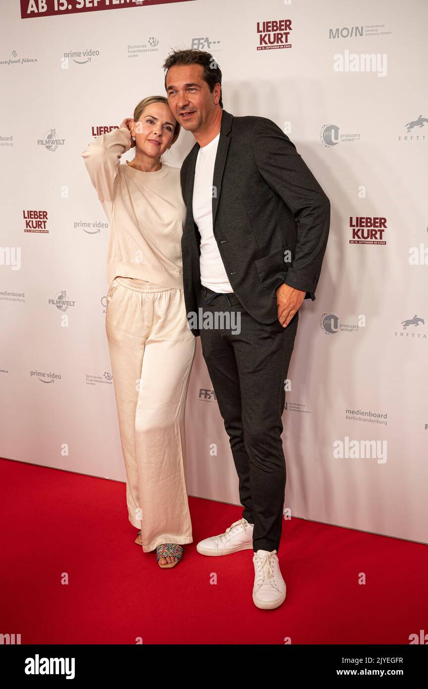 Berlin, Germany. 07th Sep, 2022. Actors Denise Zich and Andreas Elsholz ...