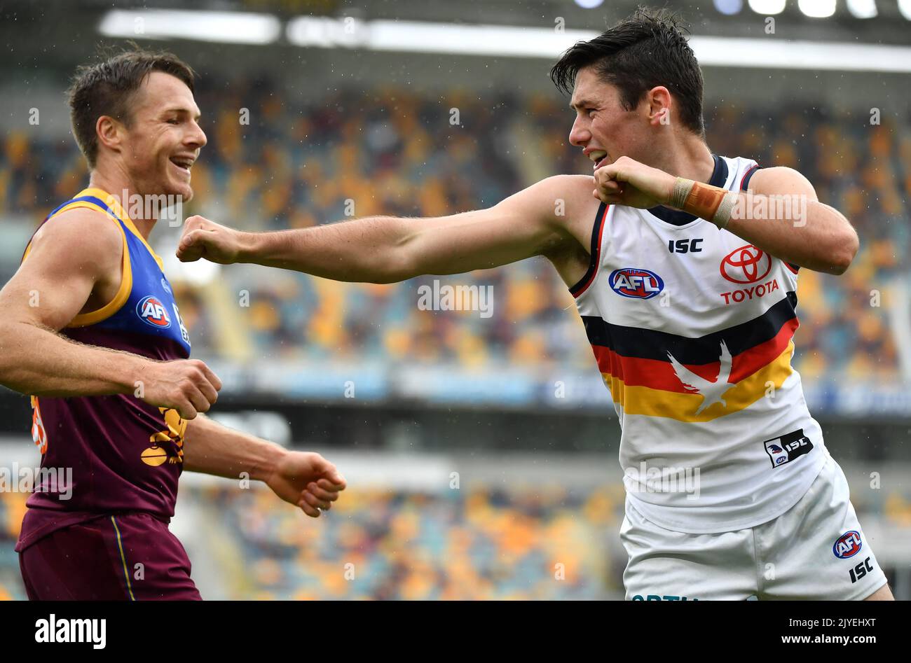 Chayce Jones (right) of the Crows takes on Lincoln McCarthy (left) of ...