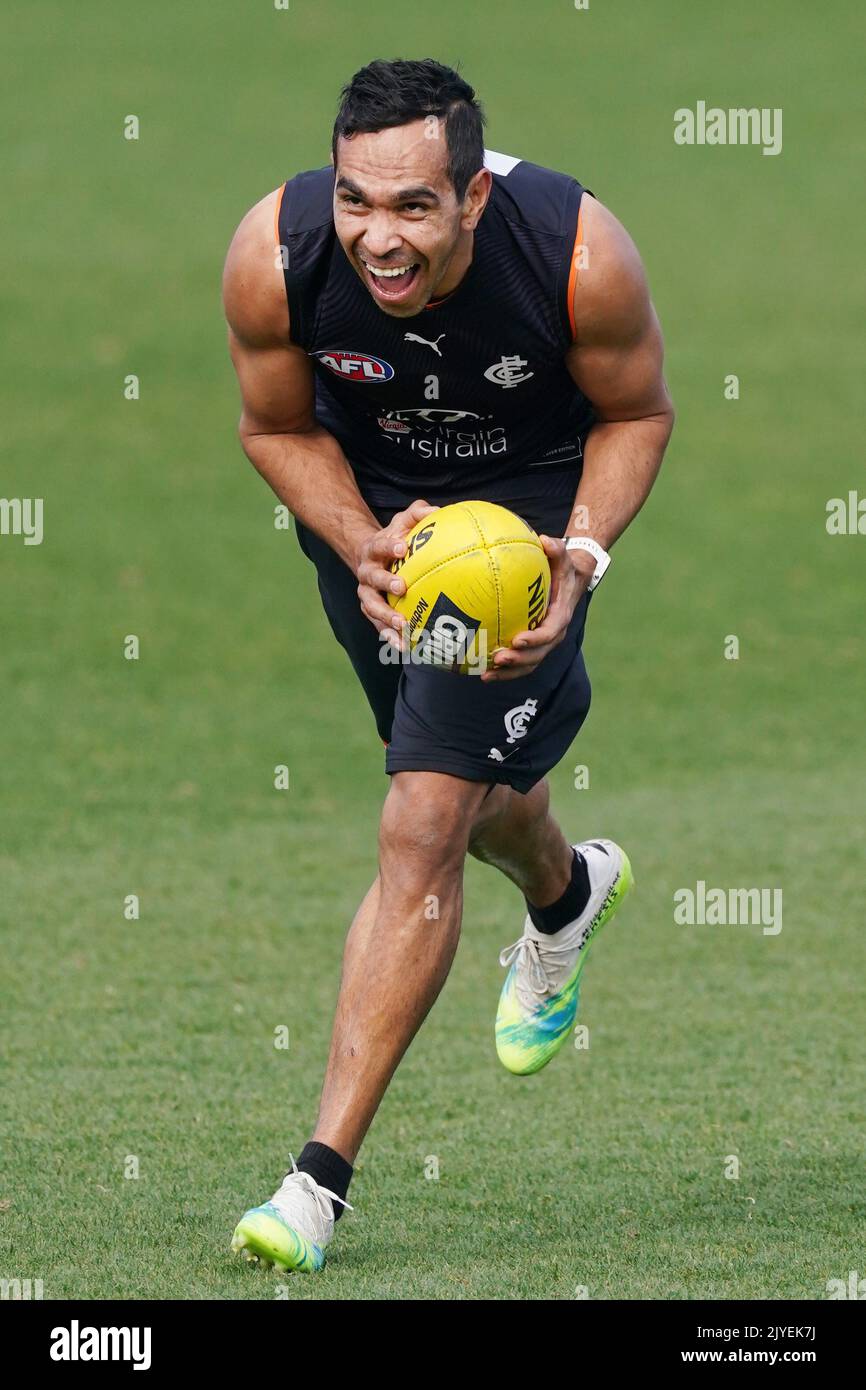 Eddie Betts runs with the ball during an AFL Carlton Blue training ...
