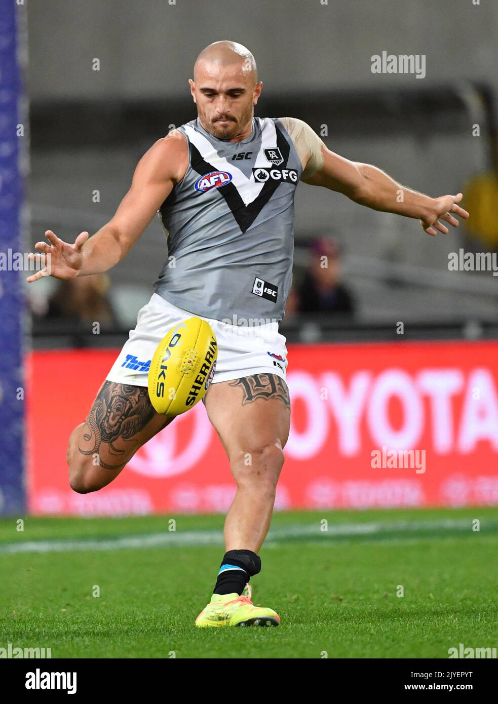 Sam Powell-Pepper of the Power in action during the Round 5 AFL match ...