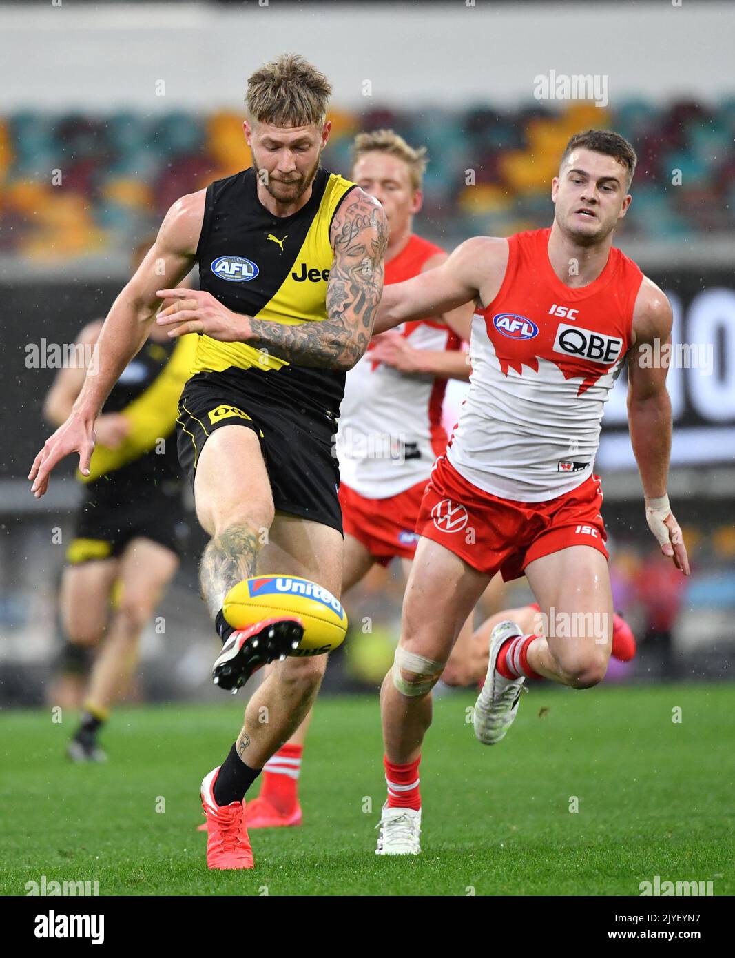 Nathan Broad (left) of the Tigers in action during the Round 6 AFL ...