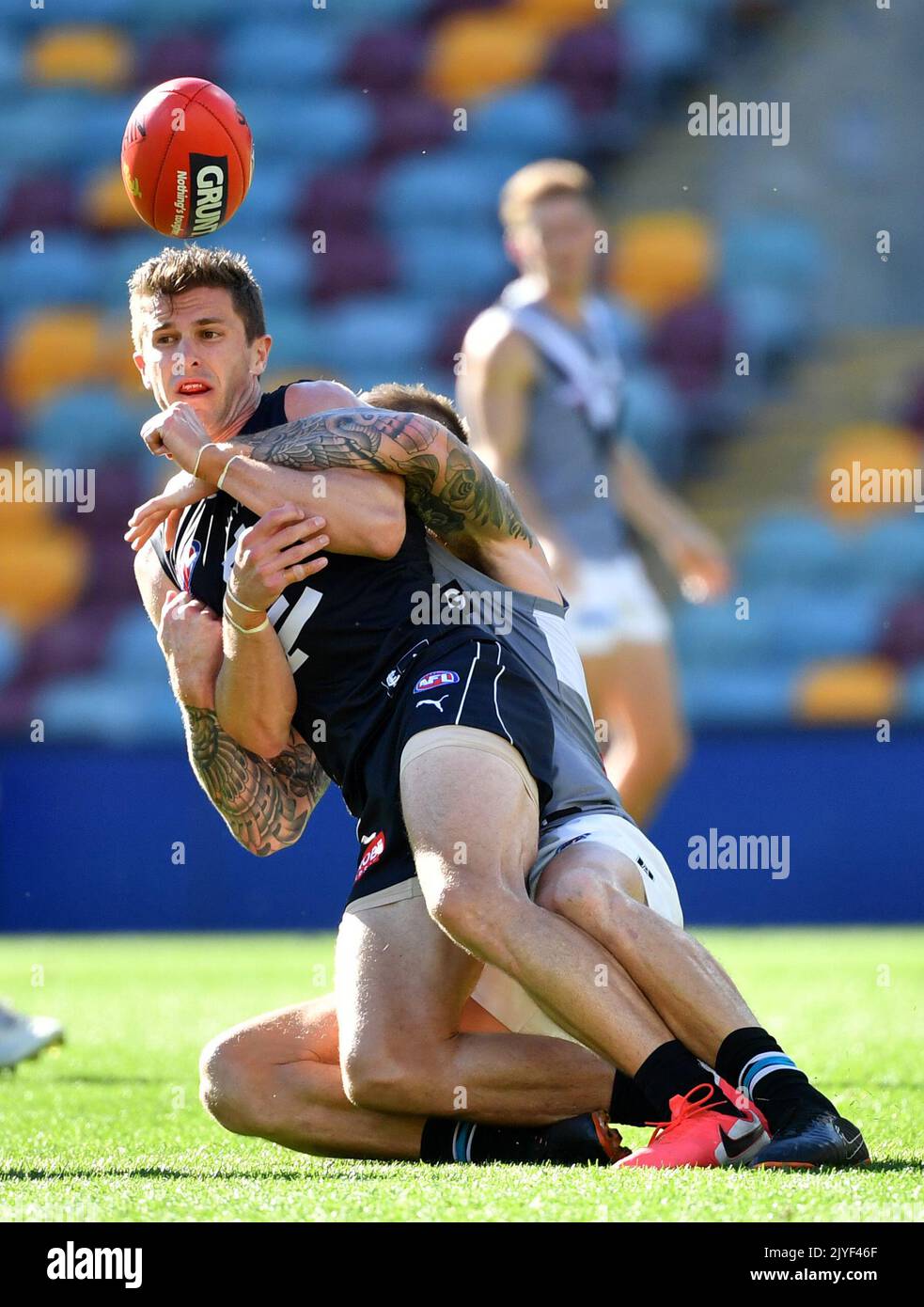 Marc Murphy of the Blues in action during the Round 7 AFL match between ...