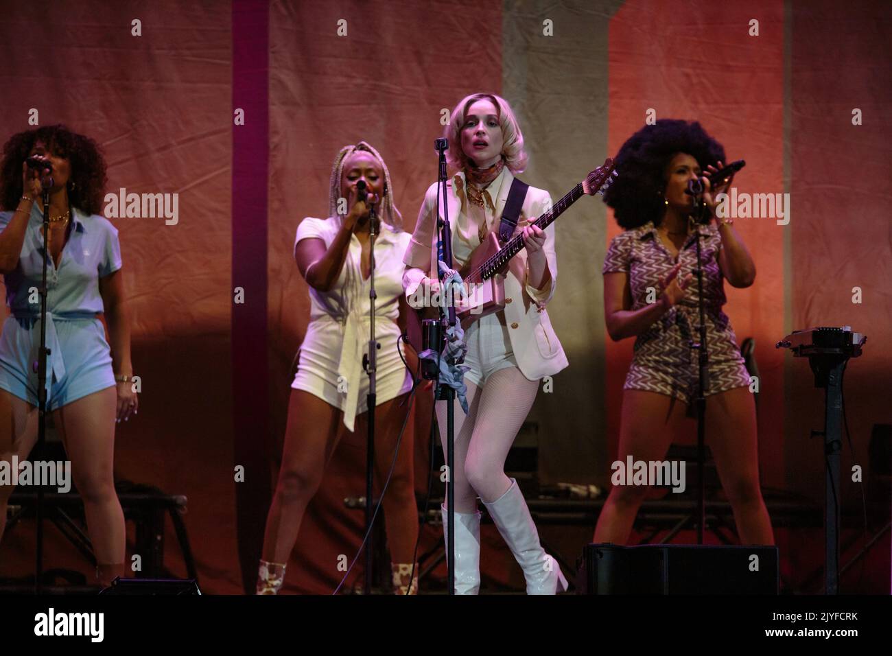 Toronto, Canada. 07th Sep, 2022. Musician St. Vincent (Annie Clark) flanked by her background ...