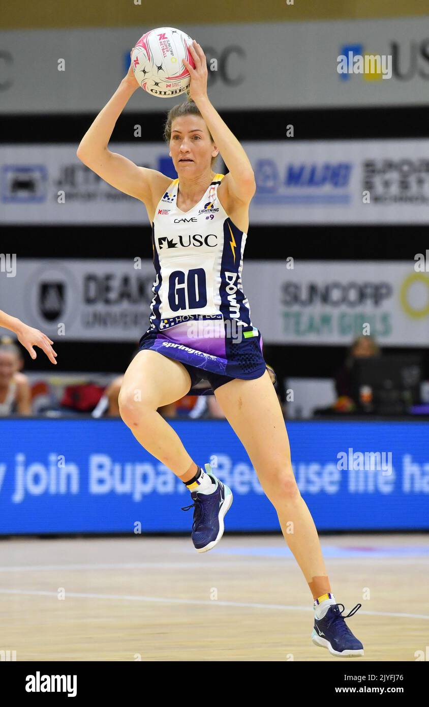 Karla Pretorius of the Lightning in action during the Round 3 Super ...