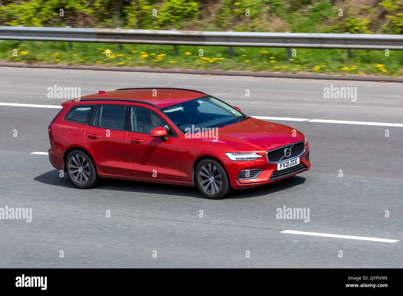 2021 Red VOLVO v60 Momentum B5 MHEV Auto B3 R-Design Hybrid Electric ...