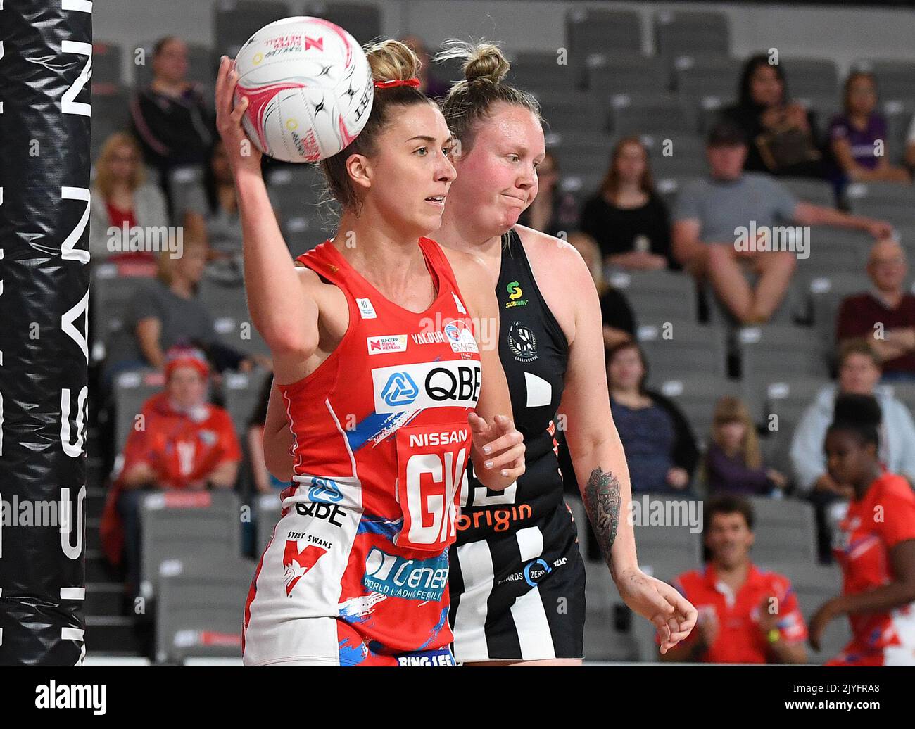 Sarah Klau of the Swifts (left) and Emma Ryde of the Magpies are seen ...