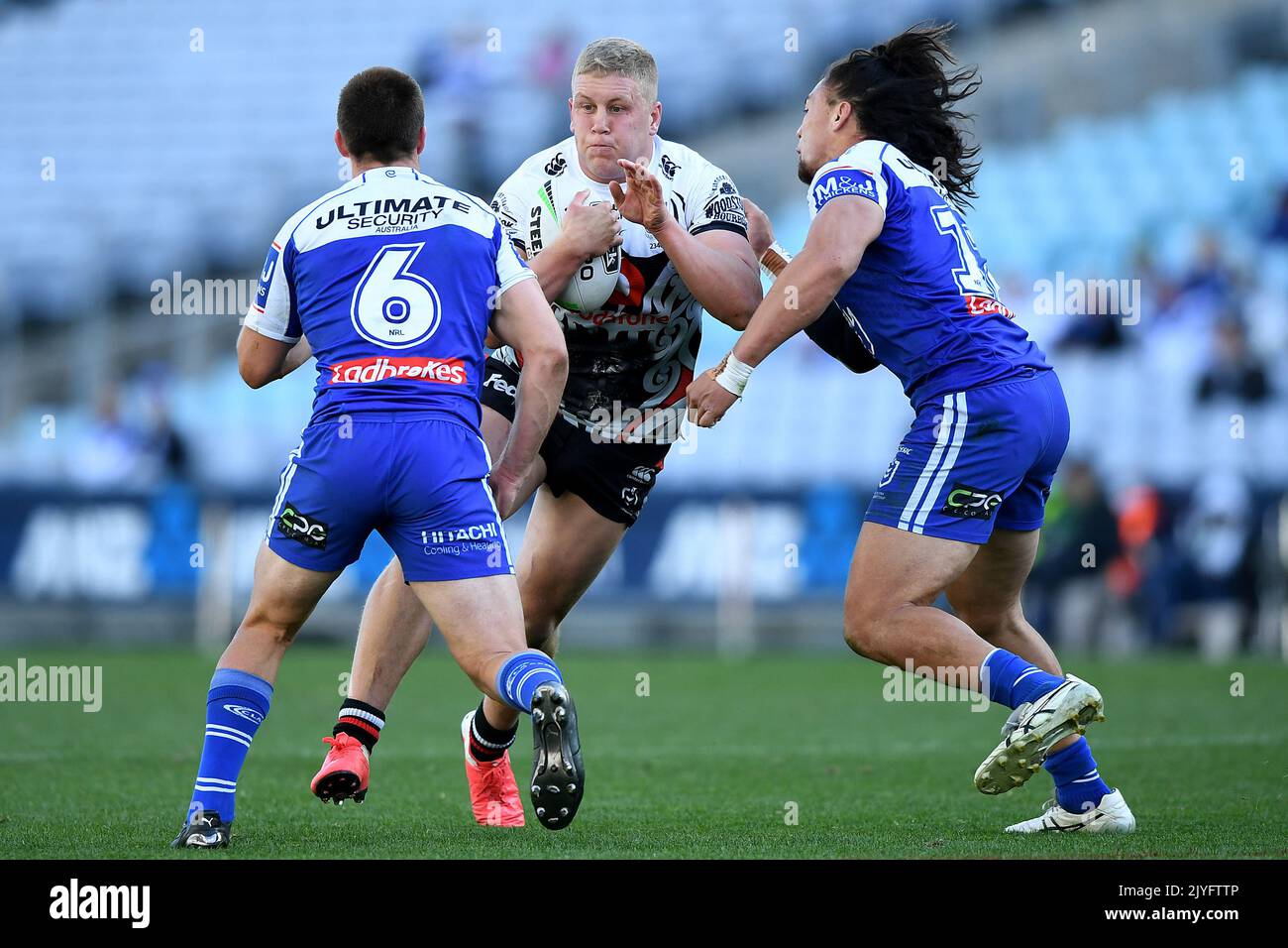 Daniel Alvaro of the Warriors during the Round 15 NRL match between the ...