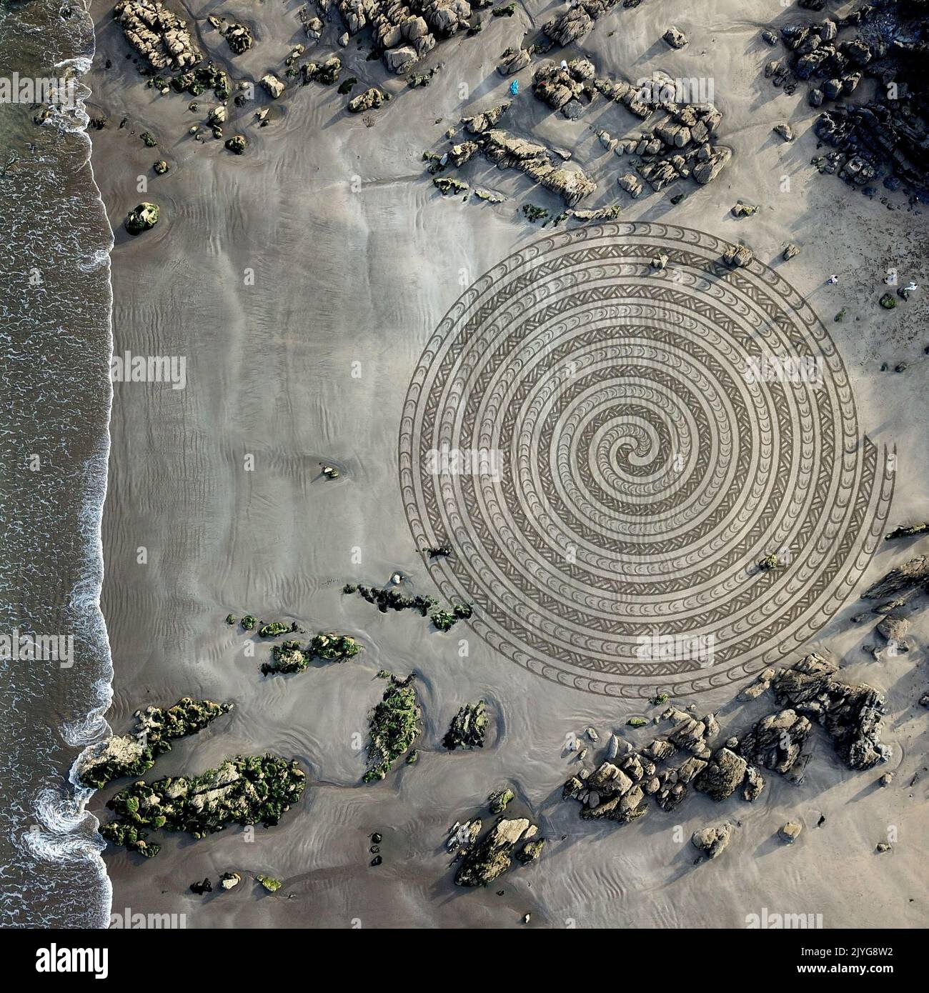 A perfect spiral. Ireland, UK: FROM PSYCHEDELIC patterns to a giant ...