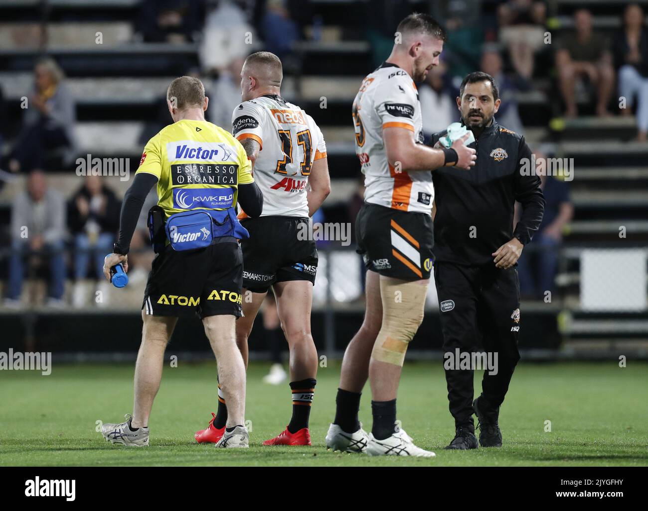 Sam McIntyre walks out after suffering an injury during Round 19 NRL ...