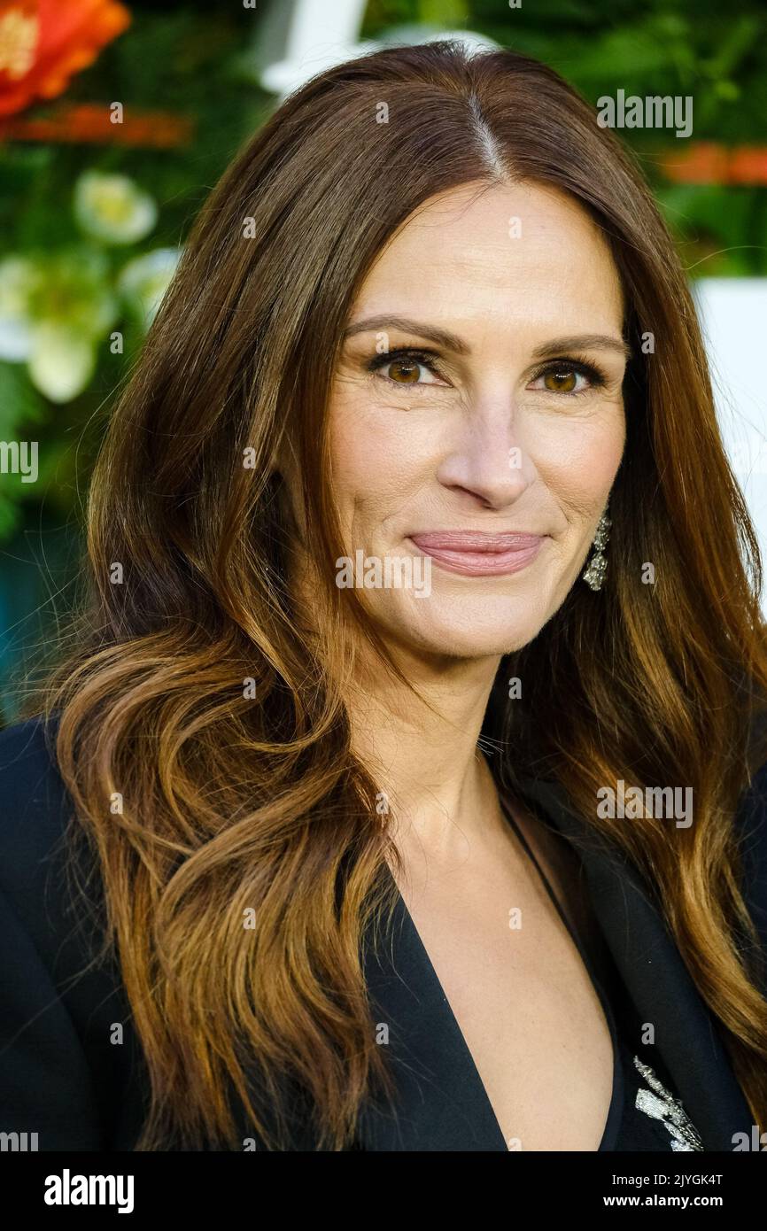 Julia Roberts photographed during the Ticket to Paradise World Premiere held at Odeon Luxe ...