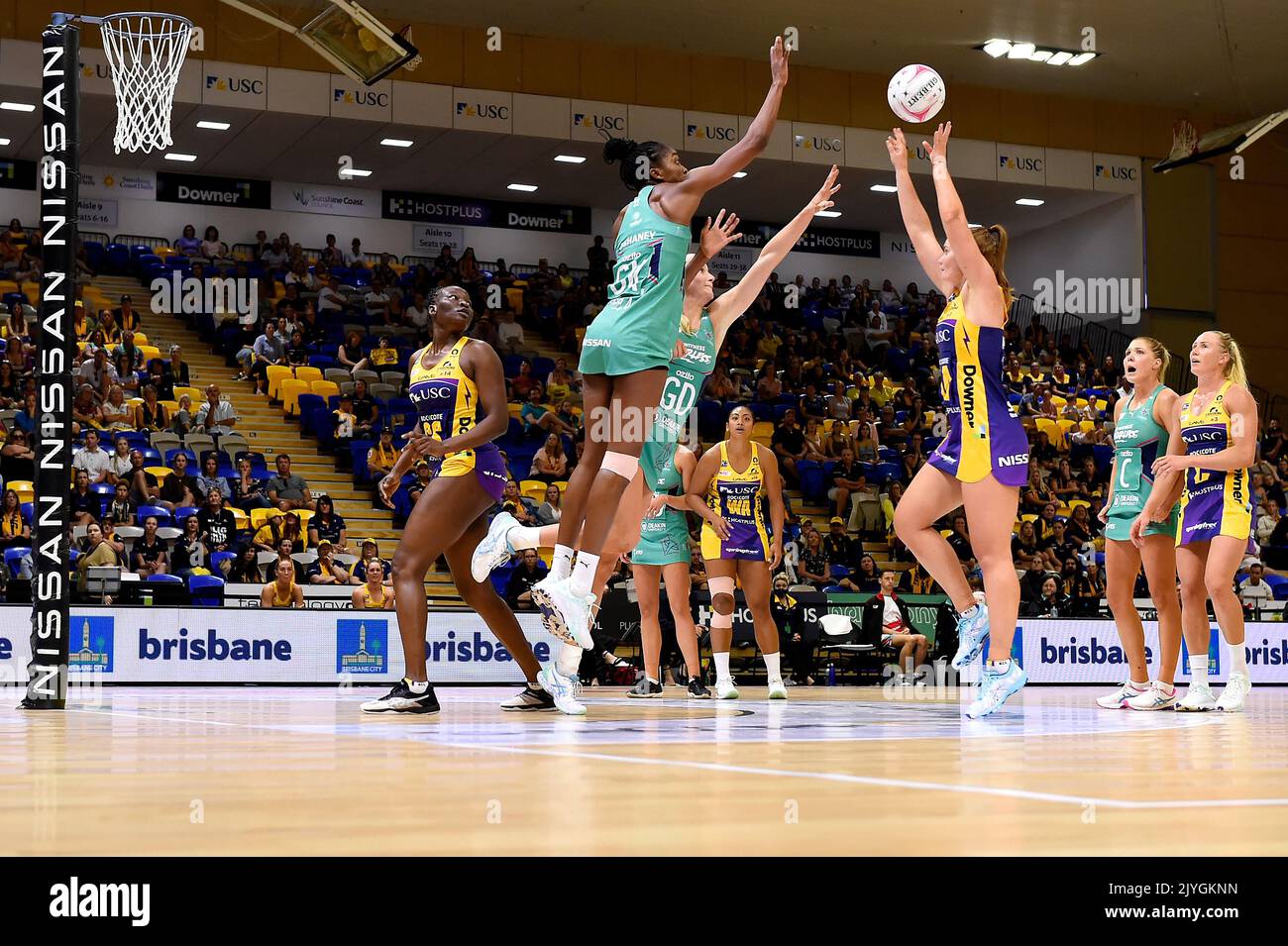 Stephanie Wood of the Lightning shoots during the Round 14 Super ...