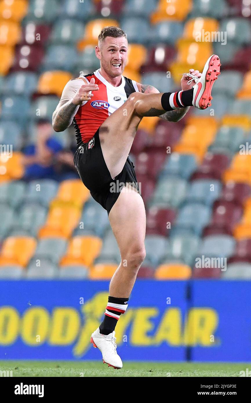 Tim Membrey of the Saints kicks a goal during the first AFL Elimination ...