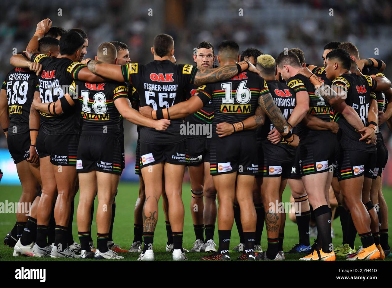 The Panthers huddle ahead of the NRL Second Preliminary Final between ...
