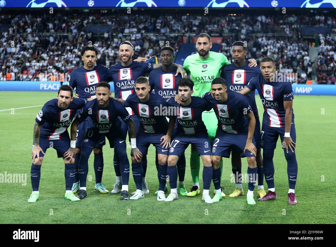 Paris saint germain players 2022 hi-res stock photography and images ...