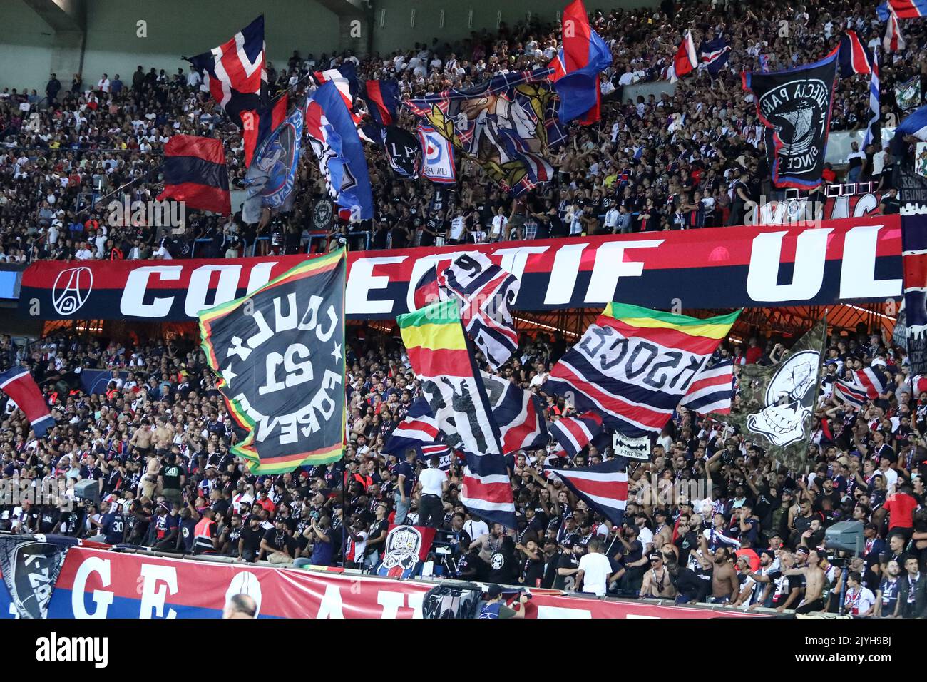 Supporters of Paris Saint-Germain Fc during the Uefa Champions League ...