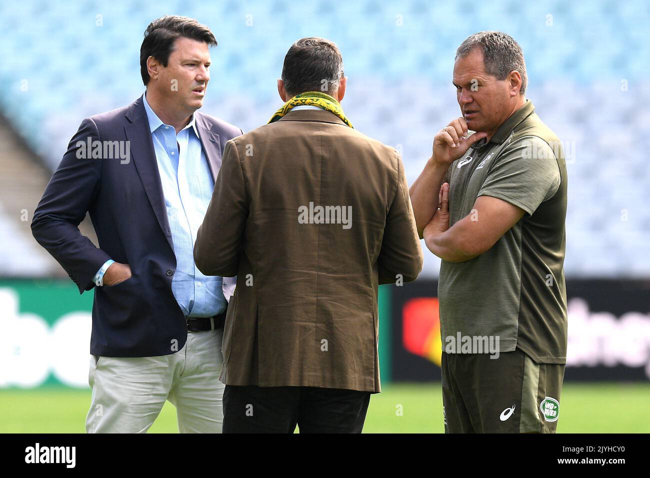 Rugby Australia Chairman Hamish McLennan, former Wallaby Phil Kearns ...