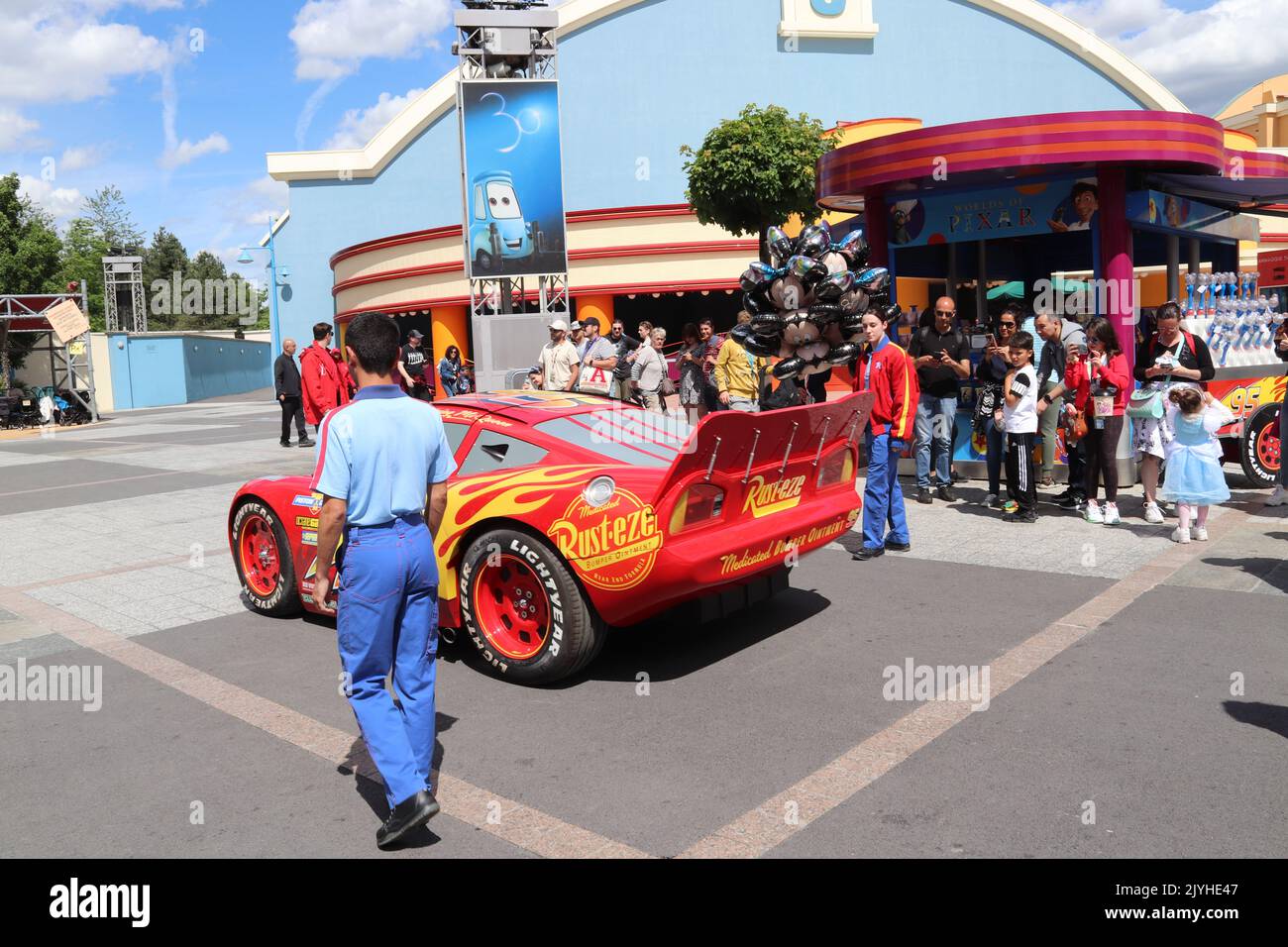 Disneyland Paris celebrating 30 years of magic the theme park open its ...