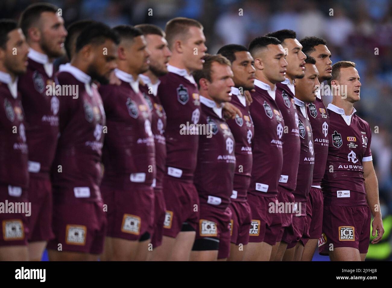 The Qld Maroons line up ahead of kick off during Game 2 of the 2020 ...