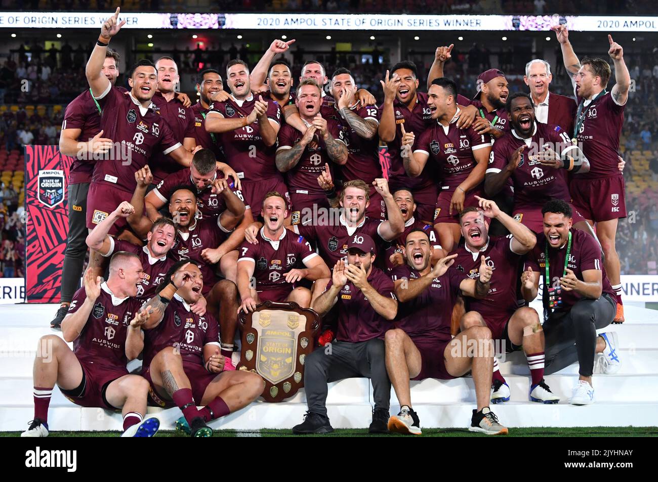 Queensland players celebrate winning the 2020 State of Origin series ...