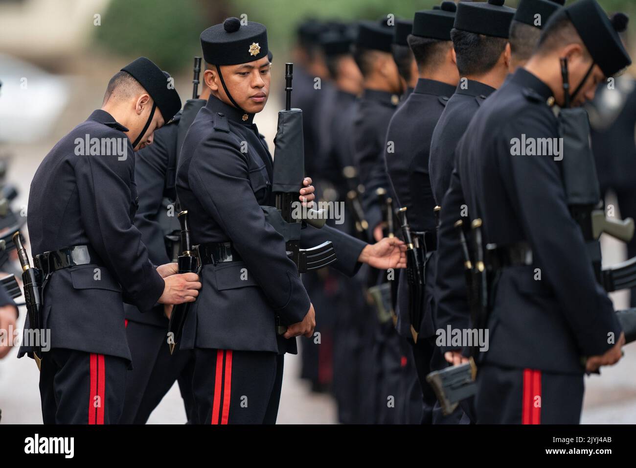 Members of the 94 Squadron The Queen's Own Gurkha Logistic Regiment ...