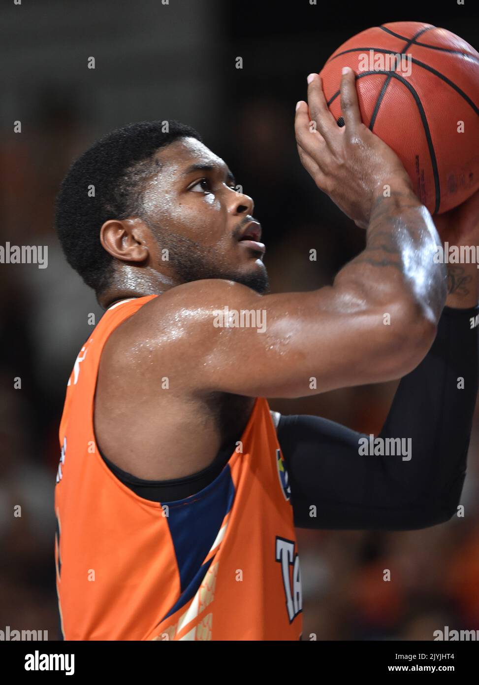 Cameron Oliver of the Taipans during the round 1 NBL match between the ...