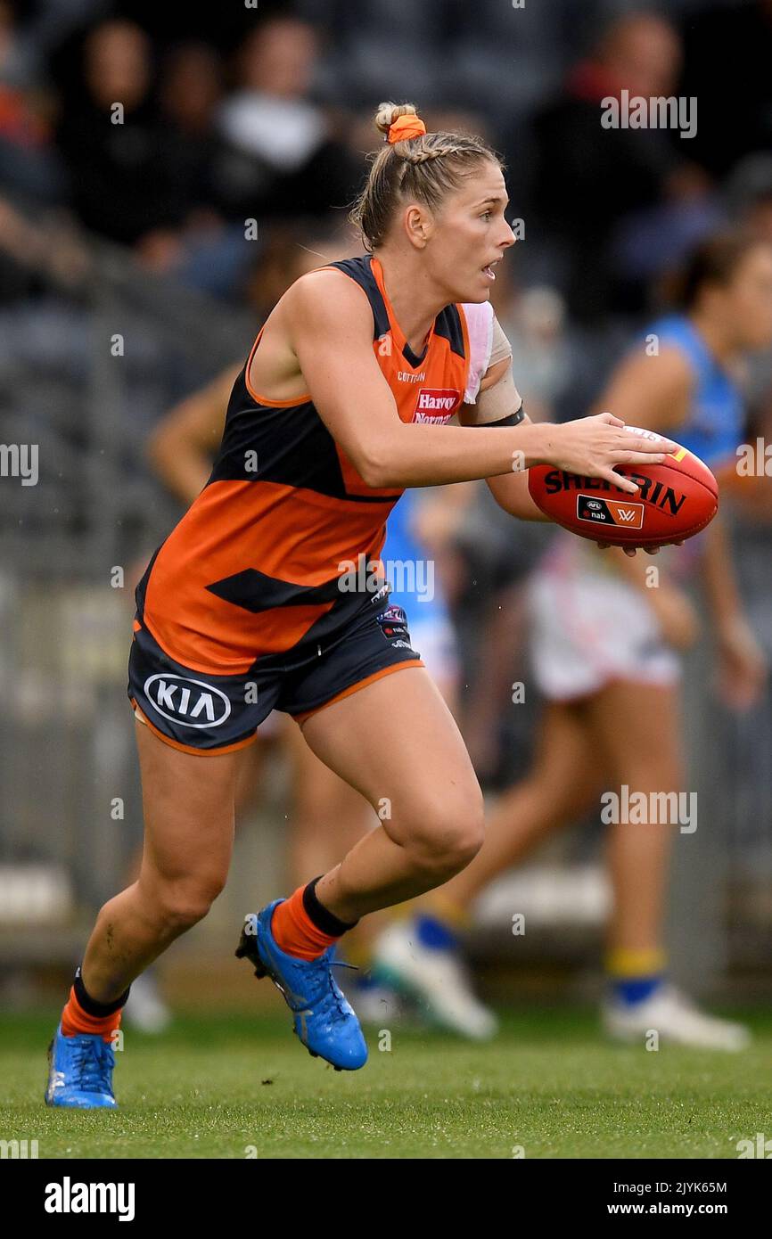 Lisa Steane of the Giants during the AFLW match between the GWS Giants ...