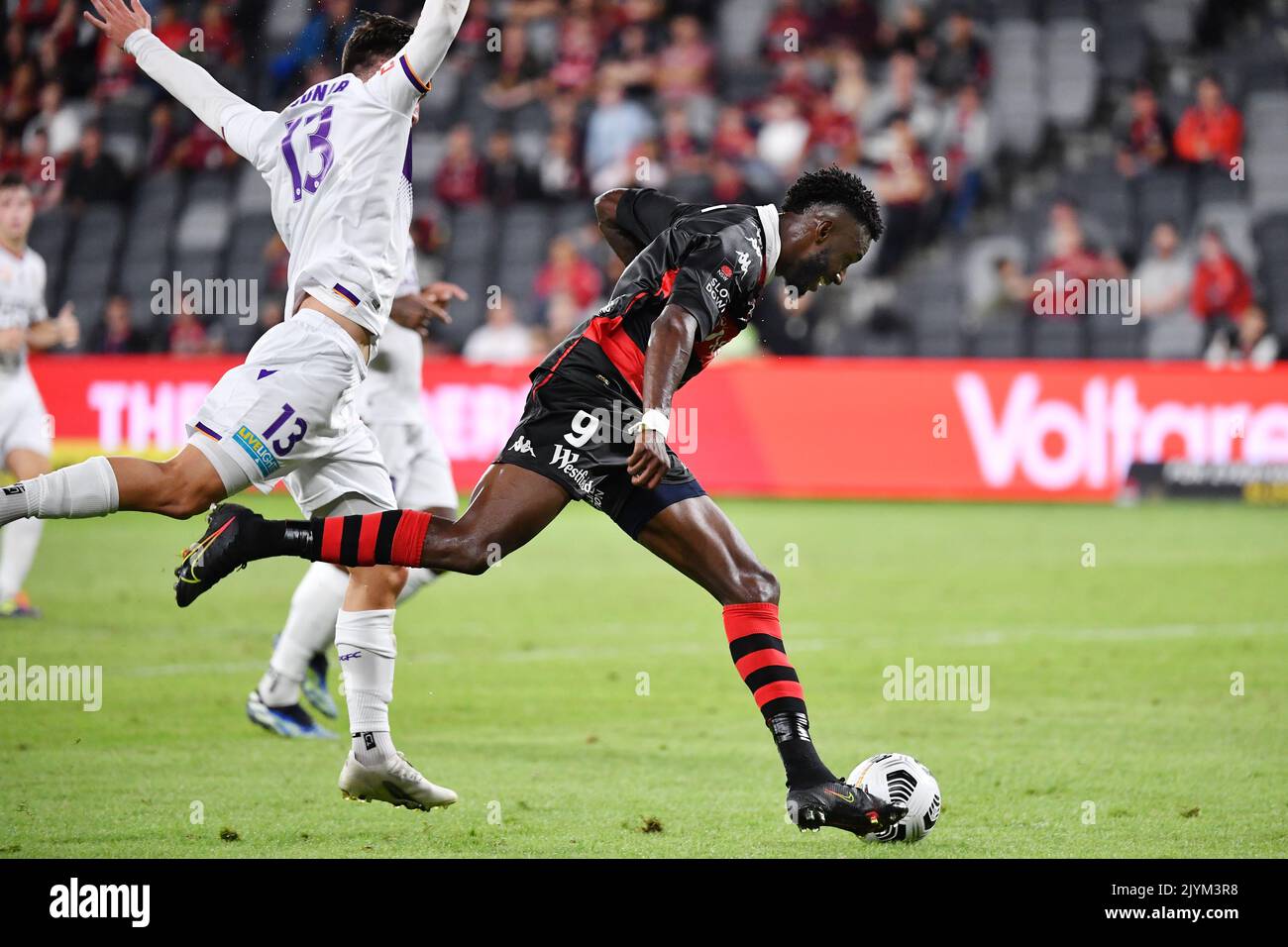 Bernie Ibini of the Wanderers and Luke Bodnar of the Glory during the A ...
