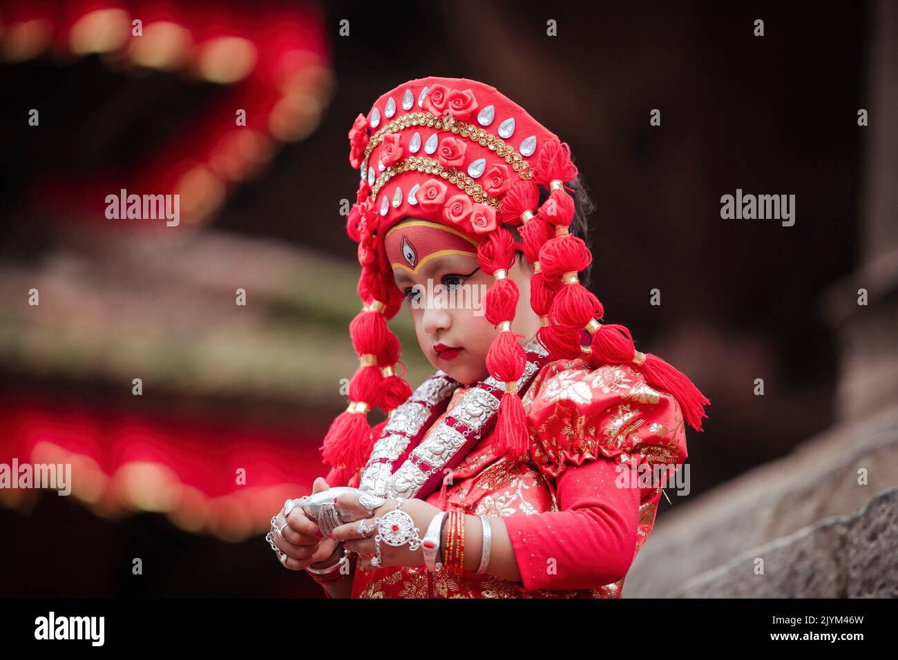 Kathmandu, Nepal. 08th Sep, 2022. A young girl dressed as the Living ...