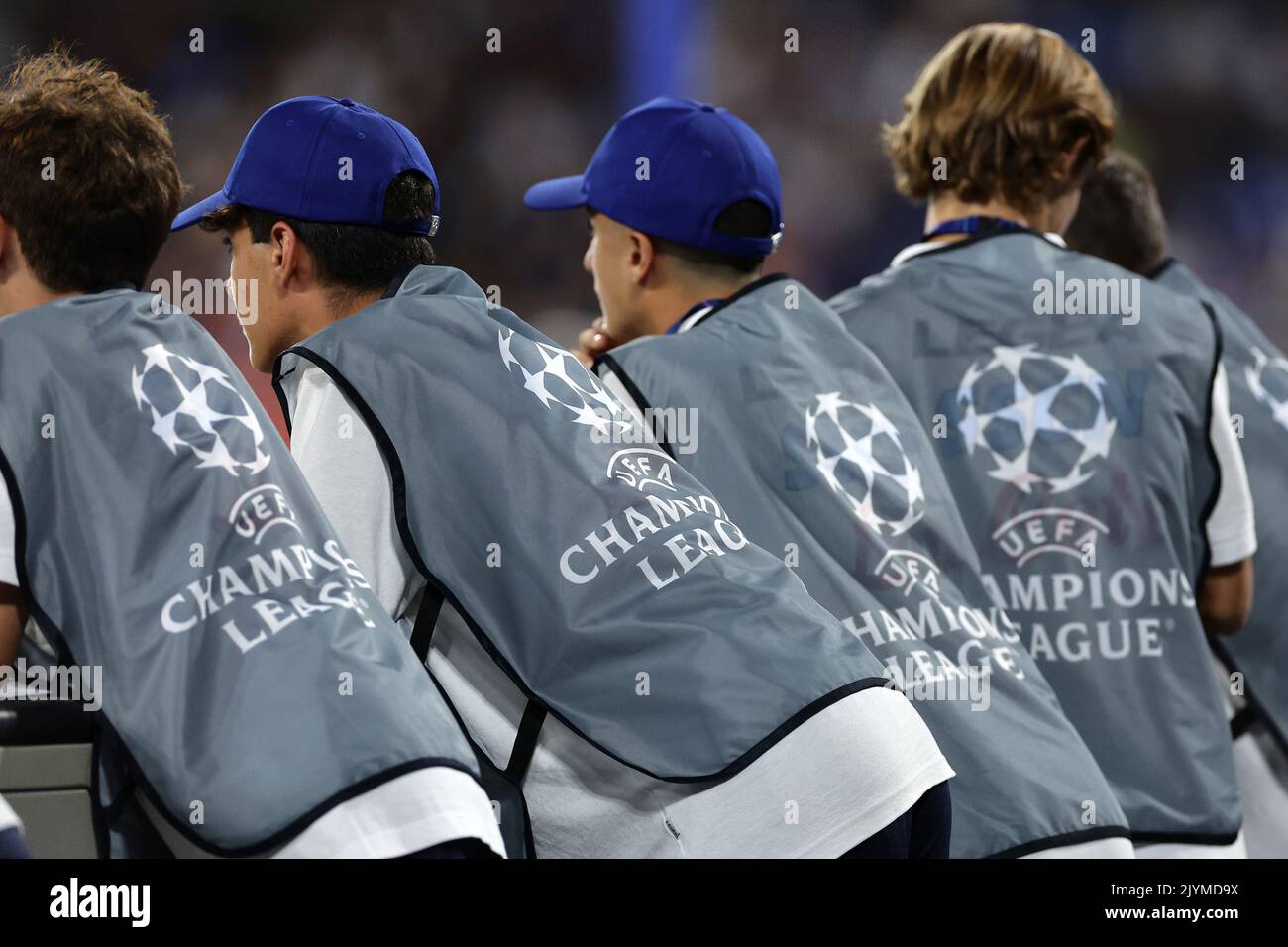 Football bibs hi-res stock photography and images - Alamy