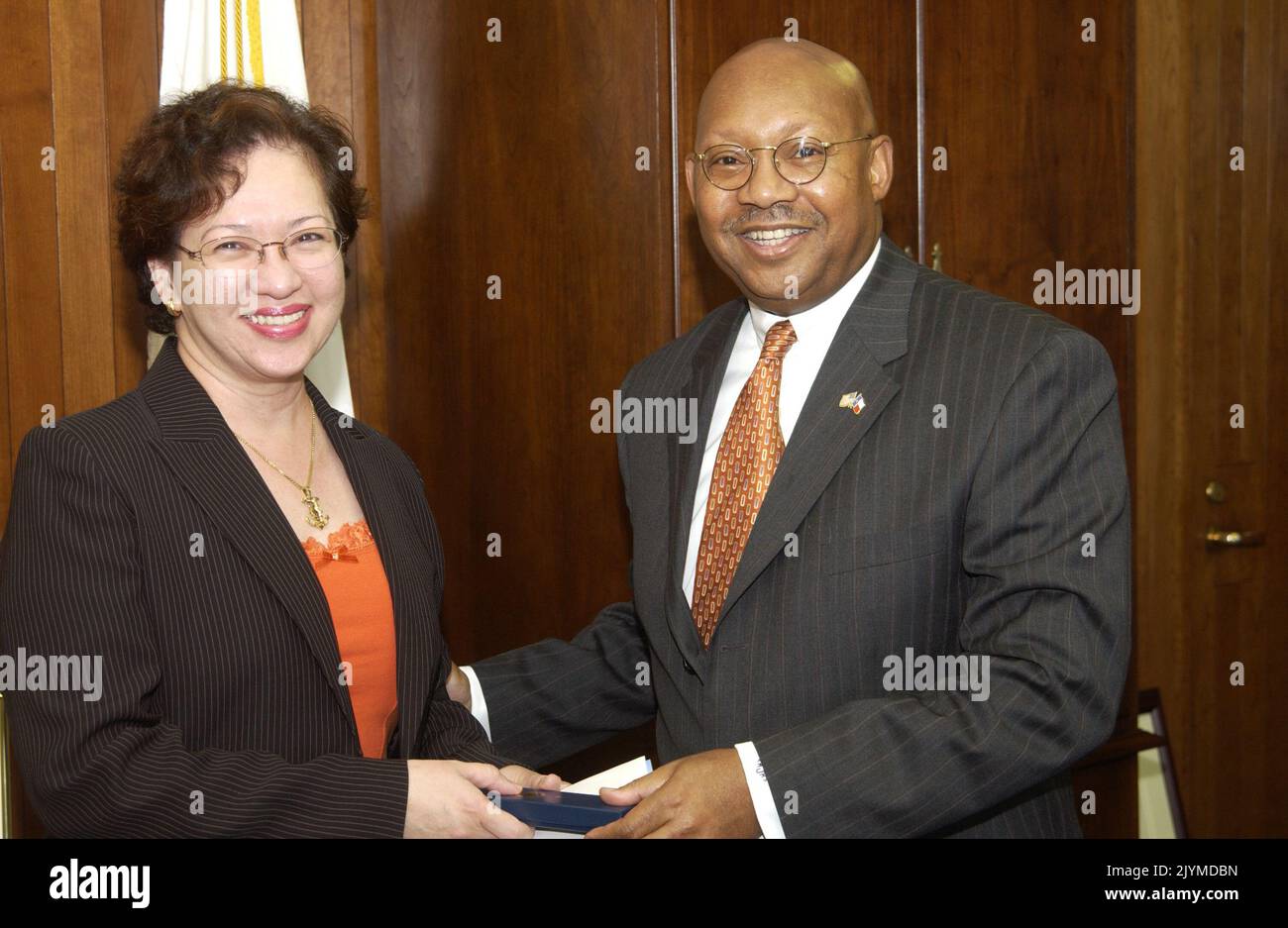 Secretary Alphonso Jackson with Jane Gatchalian. Secretary Alphonso ...