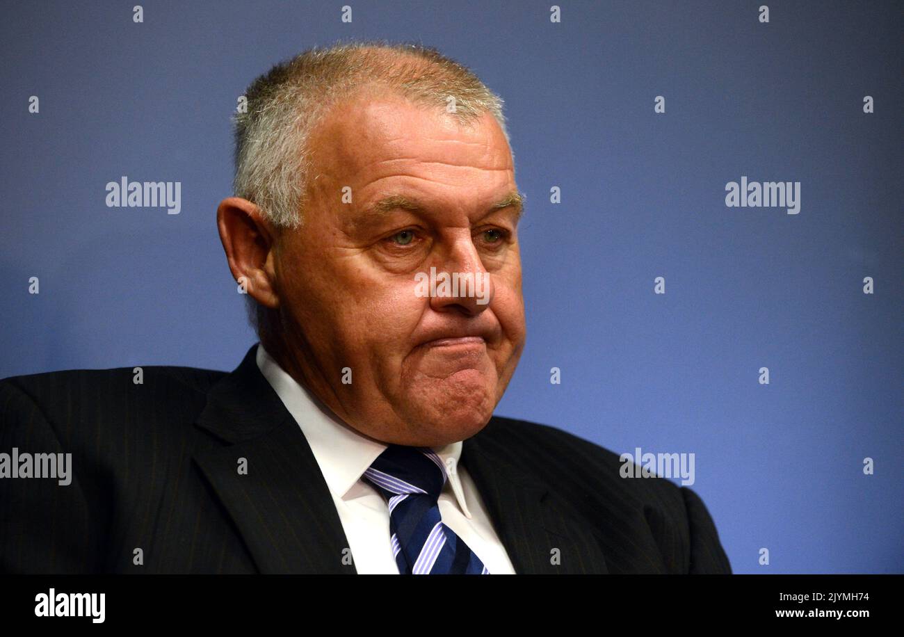 Victoria Police Detective Senior Sergeant Ron Iddles becomes emotional ...