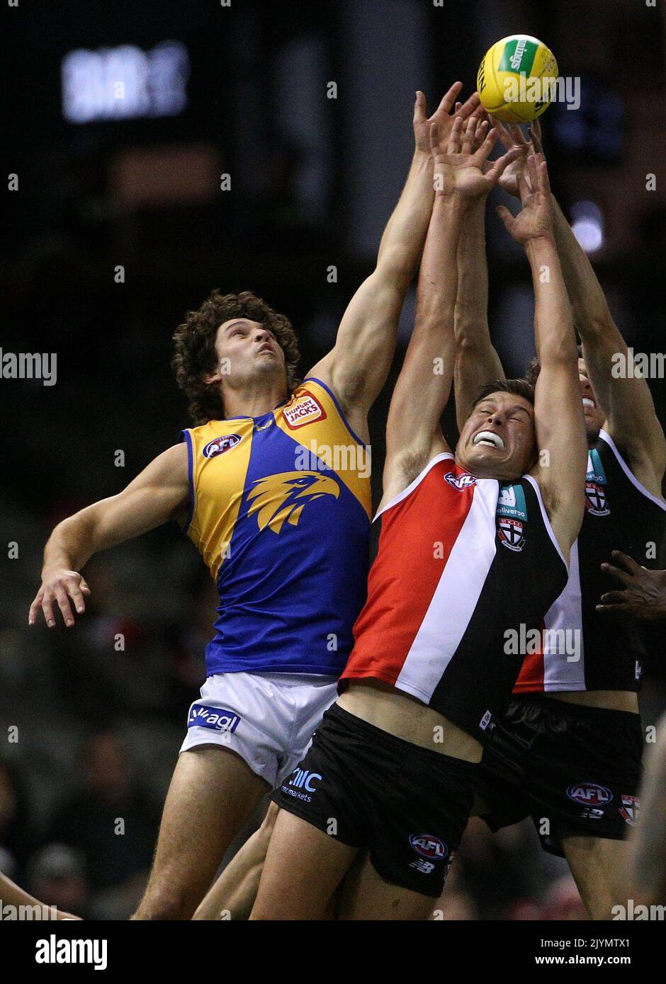 Rowan Marshall of the Saints contests with Tom Barrass of the Eagles ...