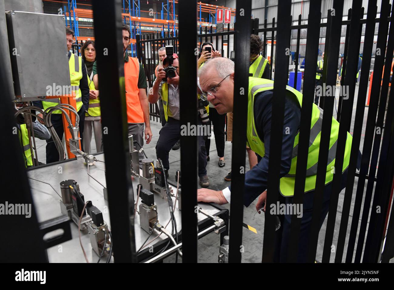 Prime Minister Scott Morrison visits Star Scientific, a hydrogen ...