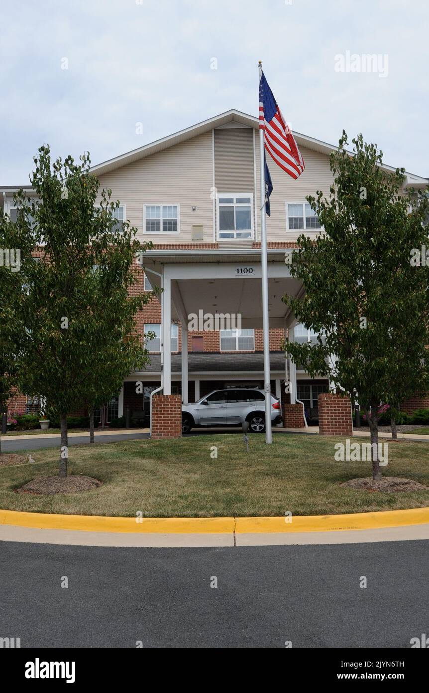 Hud houses hi-res stock photography and images - Alamy