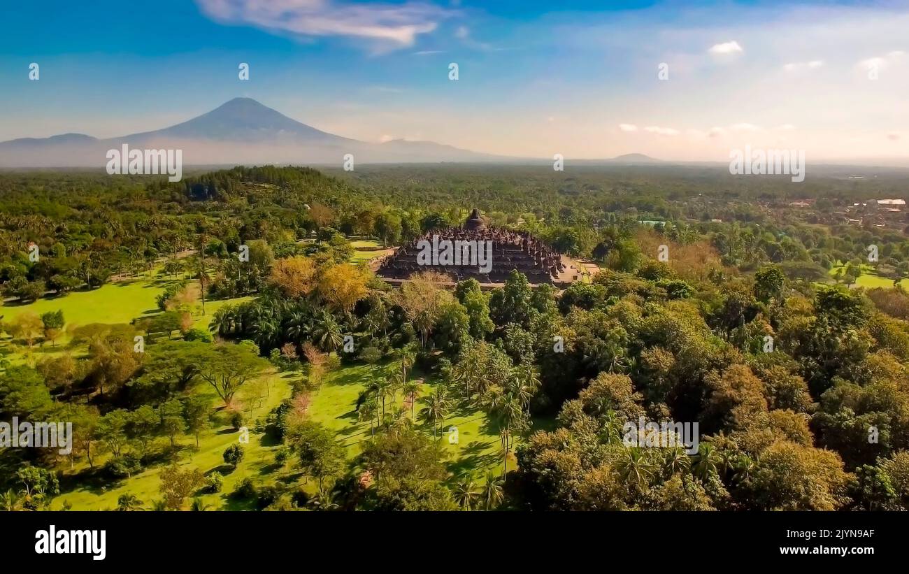 Aerial view of Borobudur temple Stock Photo - Alamy