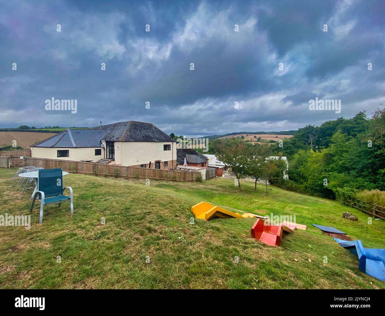 Devon farm house hi-res stock photography and images - Alamy