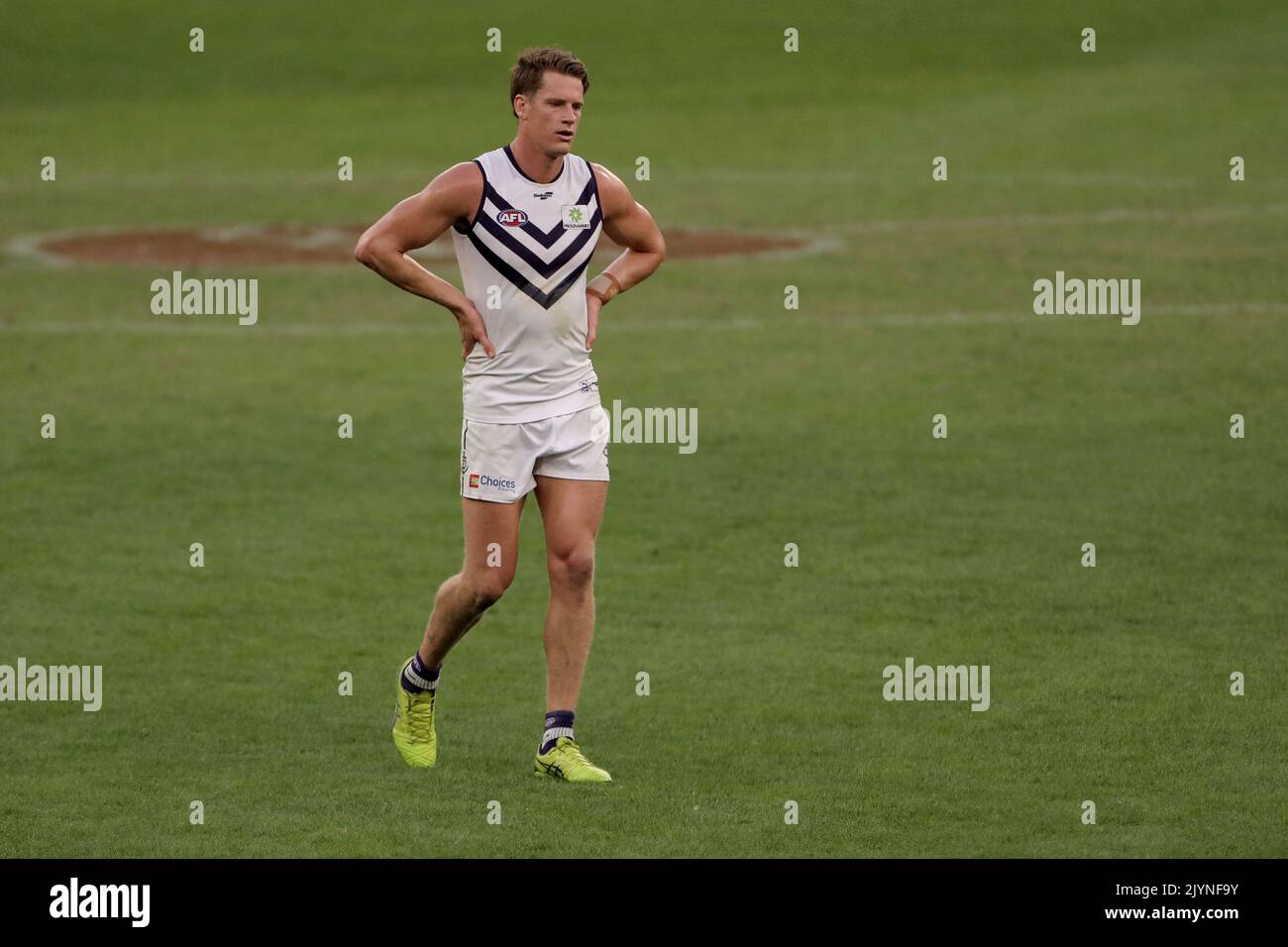 Matt Taberner of the Dockers leaves the field after losing the Round 7 ...