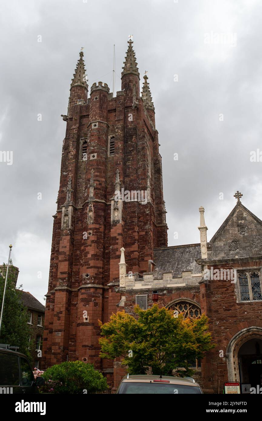 Totnes, South Devon, UK. 25th July, 2022. St Mary's Church in Totnes ...