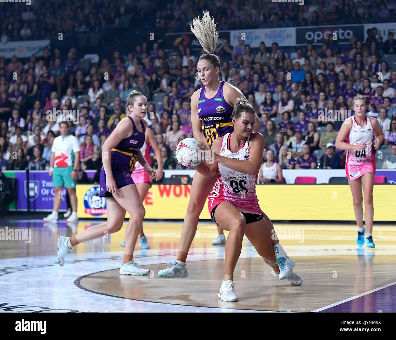 Lenize Potgieter of the Thunderbirds in action during the Round 2 Super ...