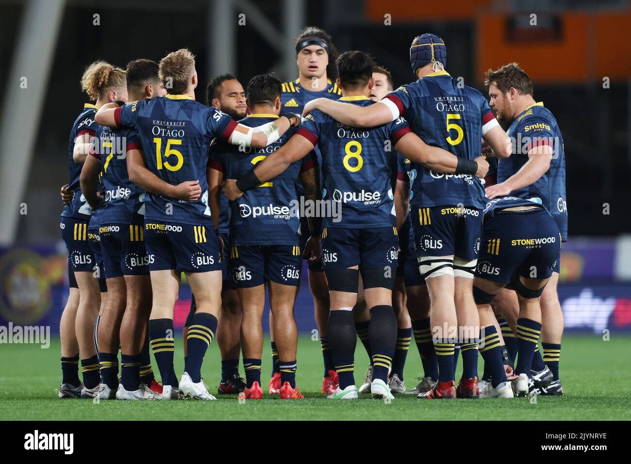 Highlanders huddle ahead of the Round 1 Trans-Tasman Super Rugby match ...