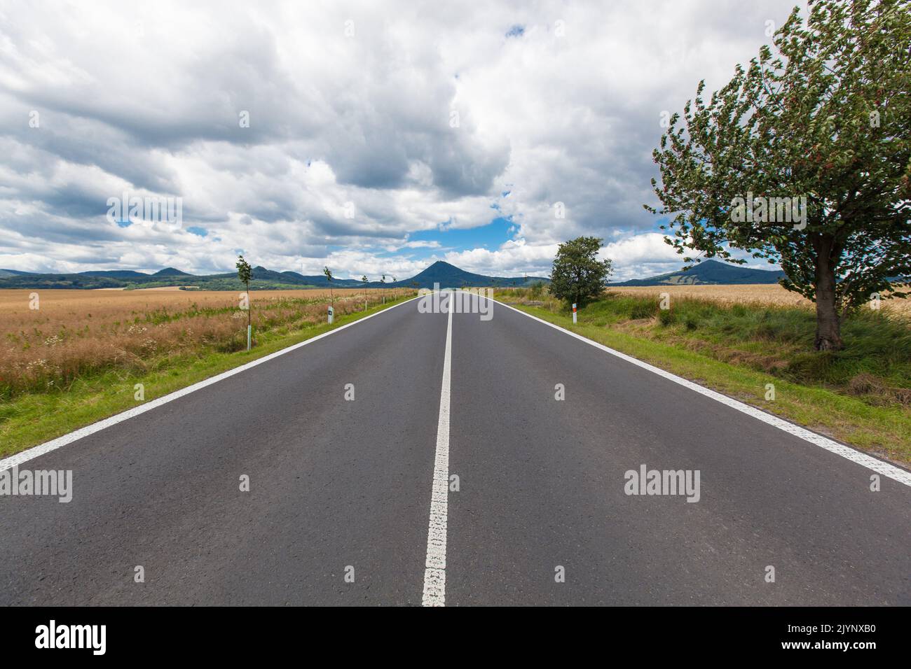Most beautiful highway hi-res stock photography and images - Alamy