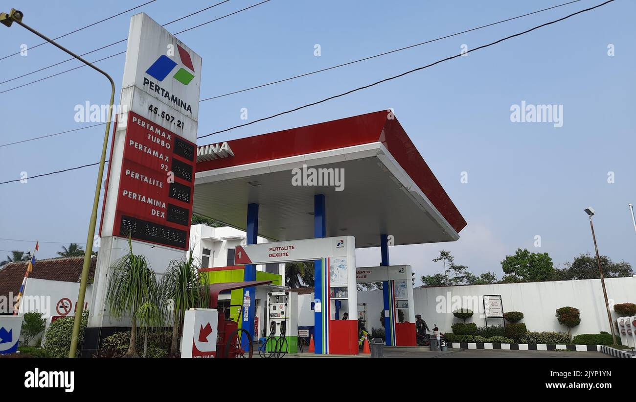 Sign and price list of Pertamina petrol station in Semarang regency ...