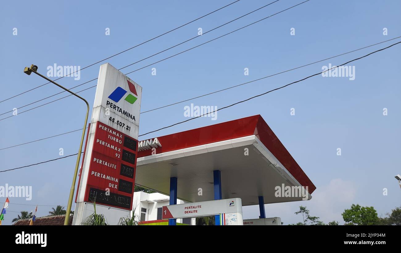 Sign and price list of Pertamina petrol station in Semarang regency ...