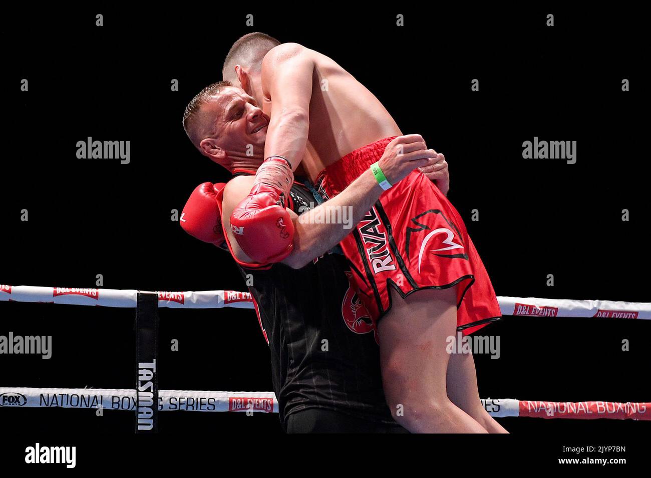 Isaac Hardman celebrates with his trainer after beating Robert Berridge ...