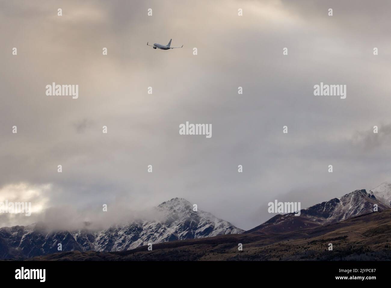 A Royal Australian Air Force jet carrying Australian Prime Minister ...