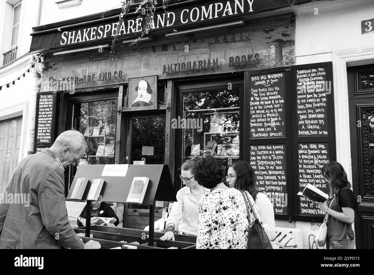 Study bookstore Black and White Stock Photos & Images - Alamy